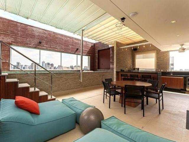 Cobertura para venda com 4 quartos, sendo 2 suítes, 355m²