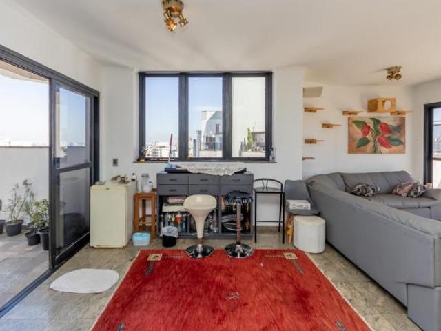 Cobertura para venda com 4 quartos, sendo 2 suítes, 320m²