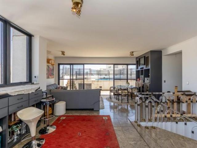 Cobertura para venda com 4 quartos, 320m²