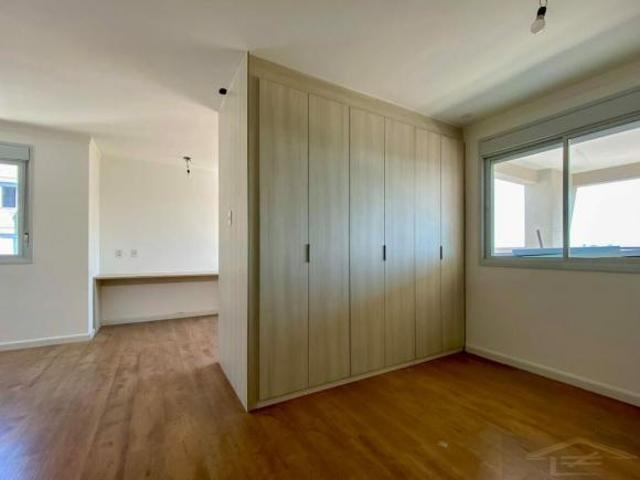 Cobertura para venda com 4 suites e 3 vagas de garagem no Tatuape