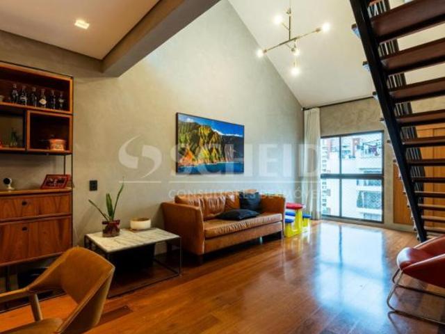 Cobertura para venda de 245,00m² útil, com 3 quartos e 3 vagas em Moema !