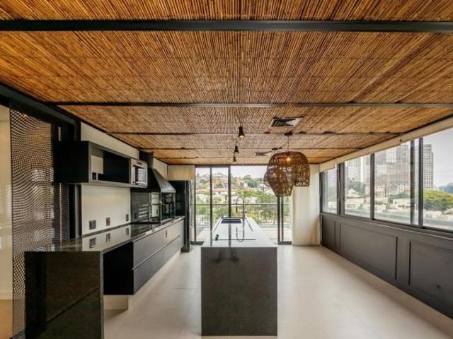 Cobertura para venda e locação com 3 quartos, 333m²