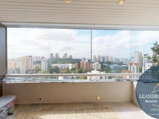 Cobertura para Venda e Locação em Panamby SP