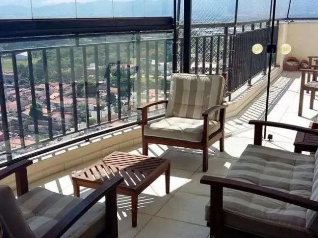 Cobertura para Venda em Taubaté/SP Barranco 4 Quartos