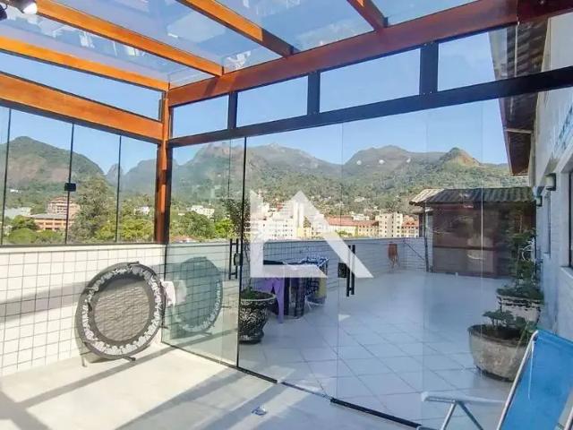 Cobertura para Venda em Teresópolis/RJ Alto 3 Quartos