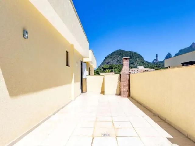 Cobertura para Venda em Teresópolis/RJ Alto 4 Quartos