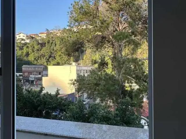 Cobertura para Venda em Teresópolis/RJ Vale do Paraíso 2 Quartos