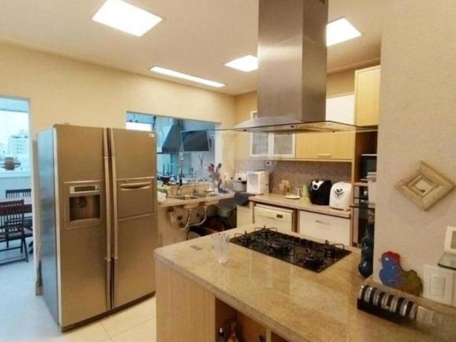 Cobertura para venda em Tombo de 167.00m² com 4 Quartos, 4 Suites e 1 Garagem