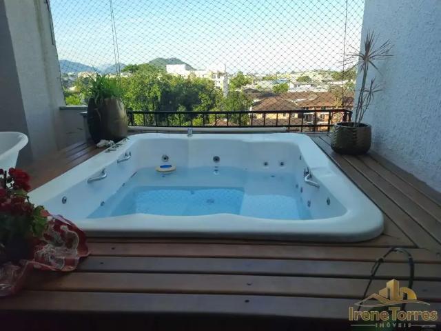 Cobertura para Venda em Ubatuba/SP Centro 2 Quartos