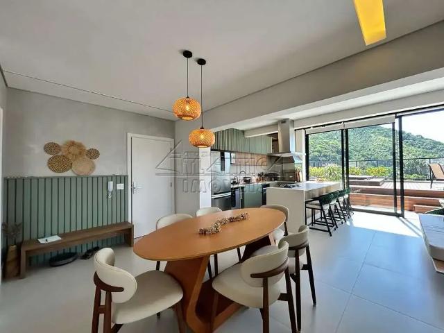 Cobertura para Venda em Ubatuba/SP Enseada 2 Quartos