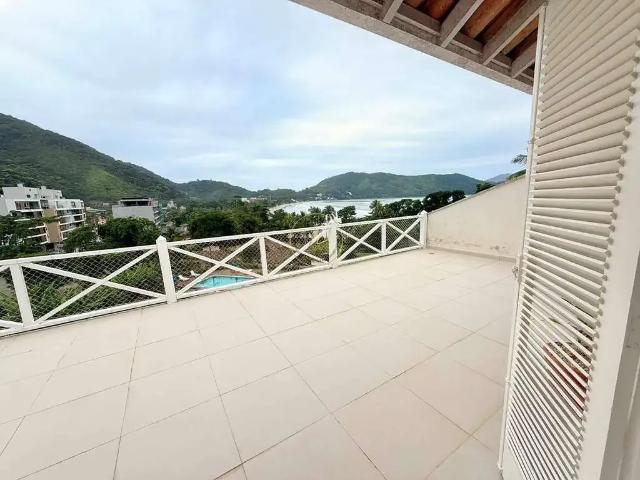 Cobertura para Venda em Ubatuba/SP Santa Rita 3 Quartos