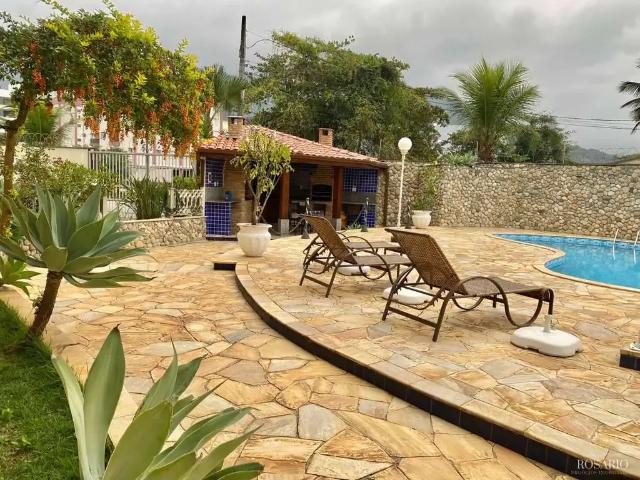 Cobertura para Venda em Ubatuba/SP Perequê Açu 3 Quartos