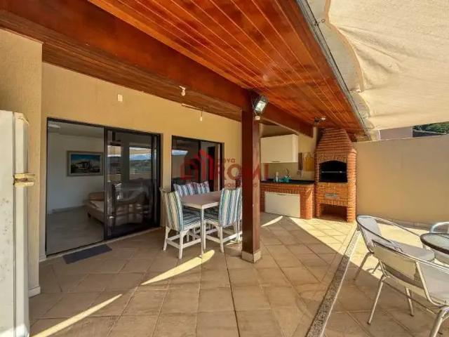 Cobertura para Venda em Ubatuba/SP Praia Grande 3 Quartos