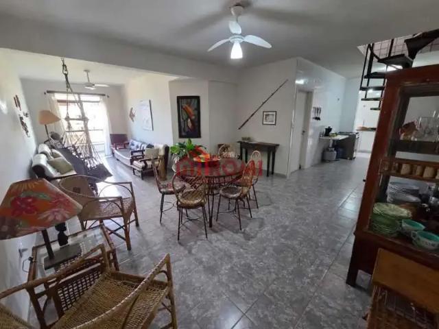 Cobertura para Venda em Ubatuba/SP Praia Grande 3 Quartos