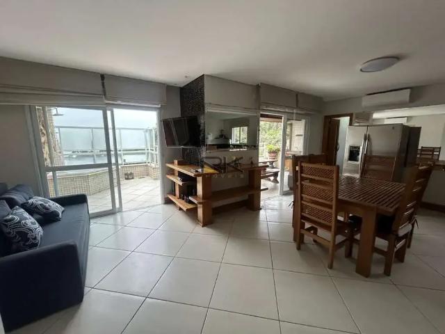 Cobertura para Venda em Ubatuba/SP Praia Grande 3 Quartos
