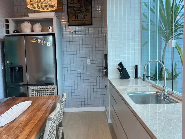 Cobertura para Venda em Ubatuba/SP Praia Grande 3 Quartos