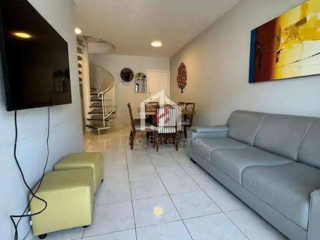 Cobertura para Venda em Ubatuba/SP Praia Grande 3 Quartos