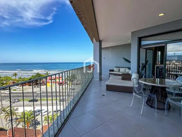 Cobertura para Venda em Ubatuba/SP Praia Grande 4 Quartos