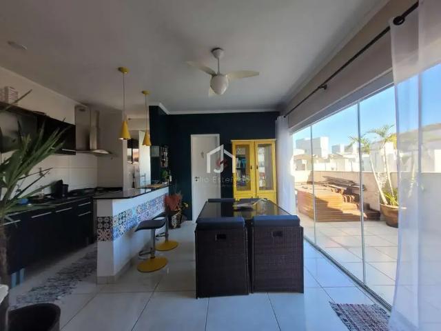 Cobertura para Venda em Ubatuba/SP Praia Grande 4 Quartos
