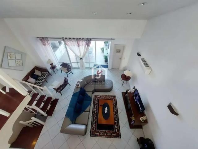 Cobertura para Venda em Ubatuba/SP Praia Grande 4 Quartos