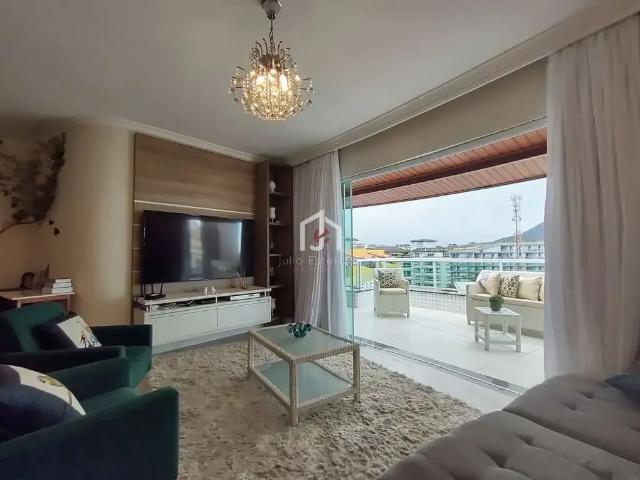 Cobertura para Venda em Ubatuba/SP Praia Grande 4 Quartos
