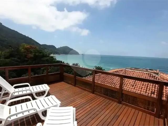 Cobertura para Venda em Ubatuba/SP Tenório 3 Quartos