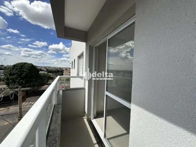 Cobertura para Venda em Uberlândia/MG Conjunto Segismundo Pereira 3 Quartos
