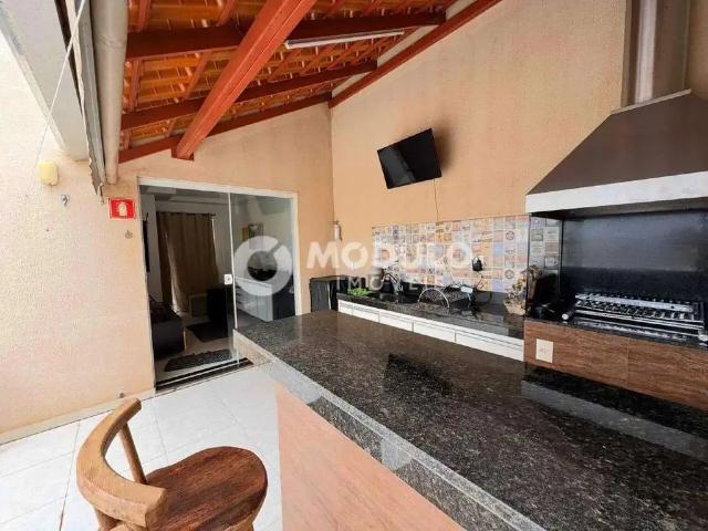 Cobertura para Venda em Uberlândia/MG Novo Mundo 3 Quartos