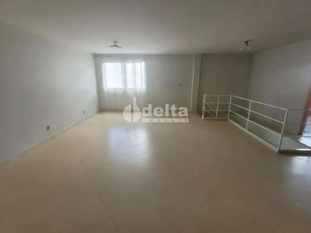 Cobertura para Venda em Uberlândia/MG Saraiva 4 Quartos