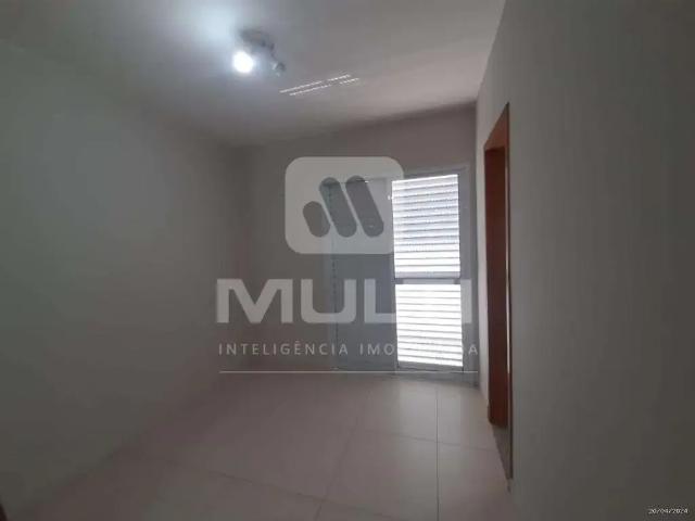 Cobertura para Venda em Uberlândia/MG Presidente Roosevelt 3 Quartos