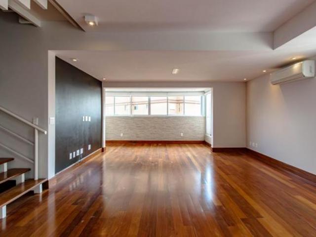 Cobertura para venda em Vila Nova Conceição com 2 quartos, sendo 2 suítes, 180m²