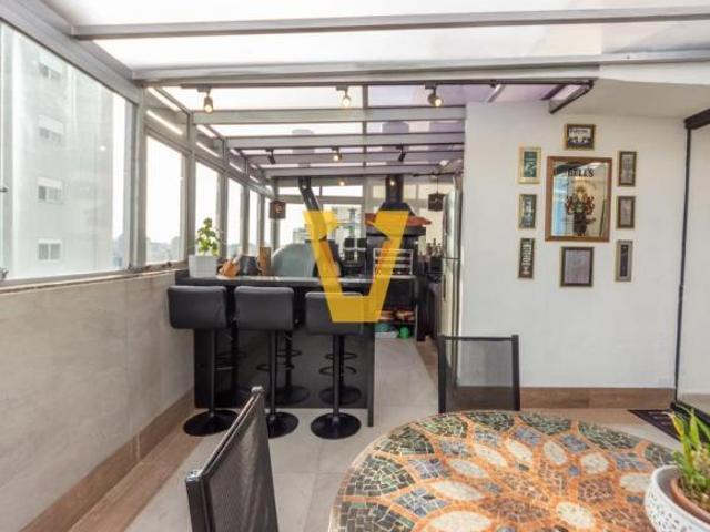 Cobertura para venda em Vila Gumercindo com 4 quartos, sendo 1 suíte, 180m²