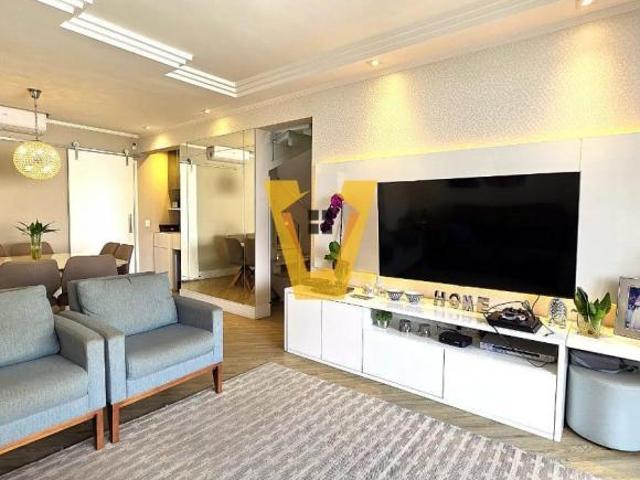 Cobertura para venda em Vila Hamburguesa com 4 quartos, sendo 2 suítes, 227m²
