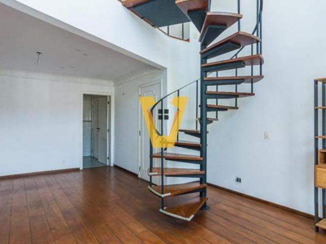 Cobertura para venda em Vila Suzana com 3 quartos, sendo 1 suíte, 223m²