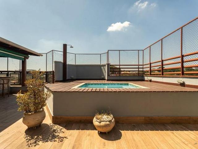 Cobertura para venda em Vila Sônia com 3 quartos, sendo 3 suítes, 265m²