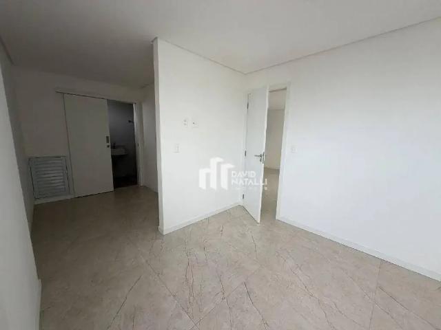 Cobertura para Venda em Vitória/ES Praia do Canto 2 Quartos