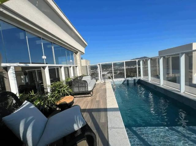 Cobertura para Venda em Balneário Camboriú/SC Centro 3 Quartos