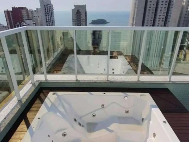 Cobertura para Venda em Balneário Camboriú/SC Centro 4 Quartos