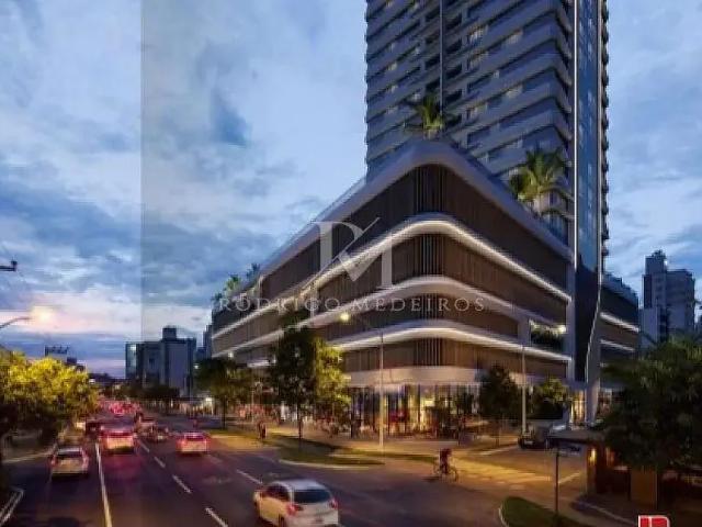 Cobertura para Venda em Balneário Camboriú/SC Centro 4 Quartos