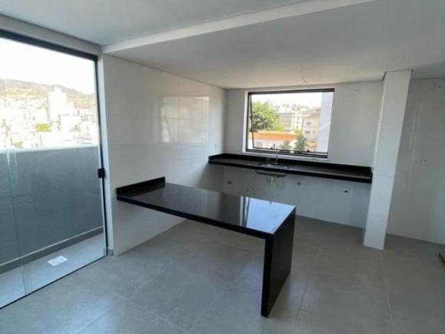 Cobertura para Venda em Belo Horizonte, Santo Antônio, 2 dormitórios, 2 suítes, 3 banheiros, 3 vagas