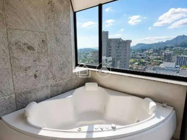 Cobertura para Venda em Belo Horizonte/MG Belvedere 3 Quartos