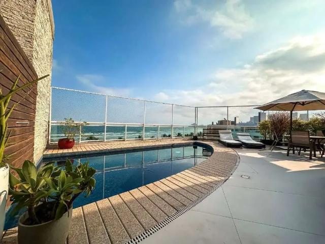 Cobertura para Venda em Bertioga/SP Riviera de São Lourenço 4 Quartos