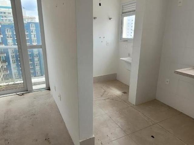 Cobertura para venda em Cambuí de 108.00m² com 1 Quarto, 1 Suite e 2 Garagens