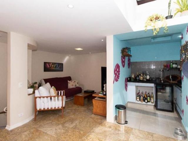 Cobertura para venda em Campo Belo com 2 quartos, sendo 1 suíte, 150m²
