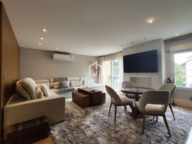 Cobertura para Venda em Campos do Jordão/SP Jardim Alpestre 5 Quartos