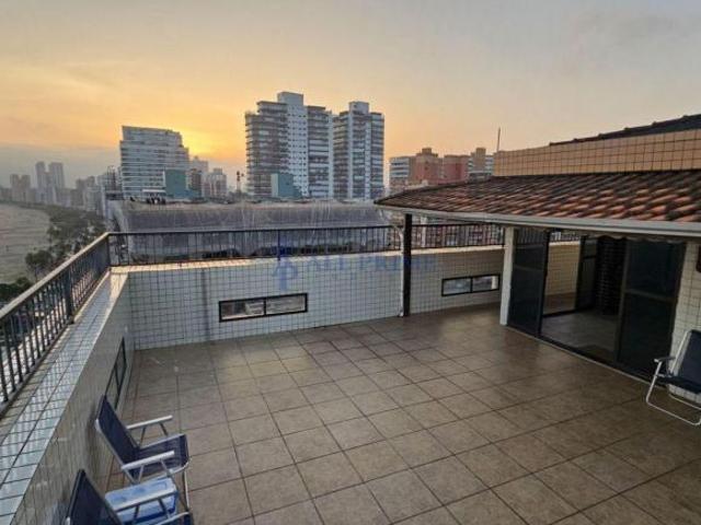 Cobertura para venda em Canto Do Forte de 258.00m² com 3 Quartos, 1 Suite e 2 Garagens