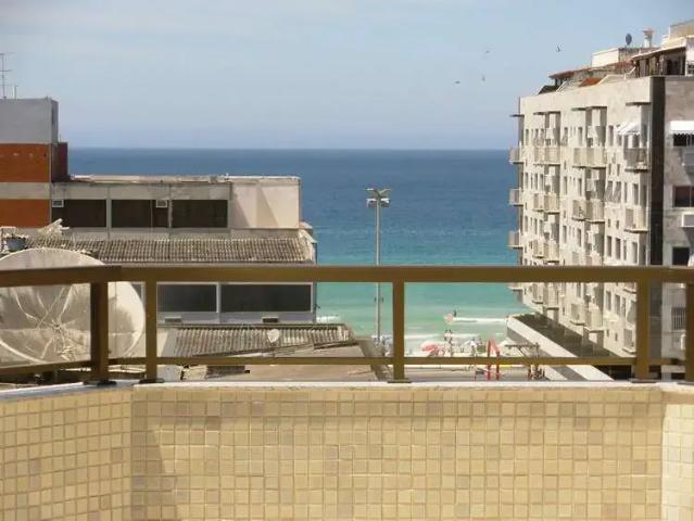 Cobertura para Venda em Cabo Frio/RJ Vila Nova 3 Quartos