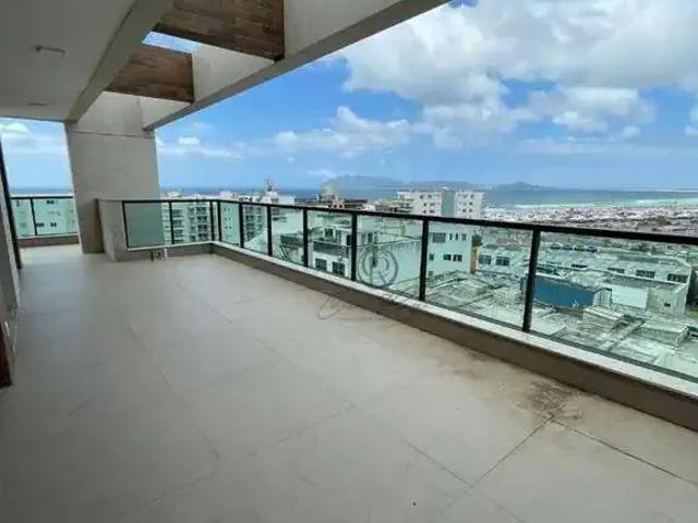 Cobertura para Venda em Cabo Frio/RJ Algodoal 3 Quartos