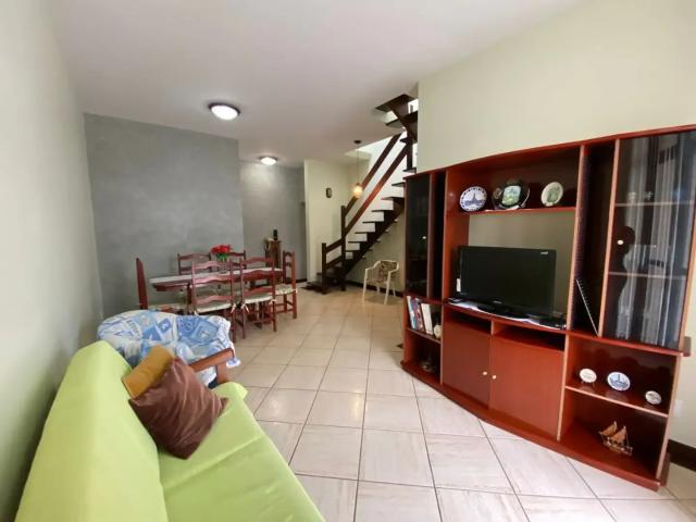 Cobertura para Venda em Cabo Frio/RJ Braga 4 Quartos