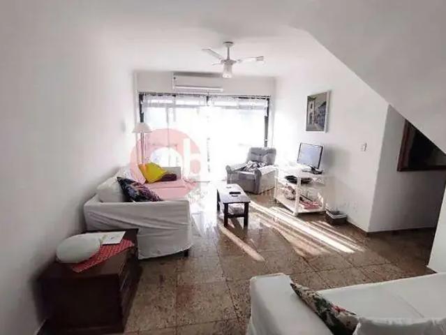 Cobertura para Venda em Cabo Frio/RJ Centro 3 Quartos